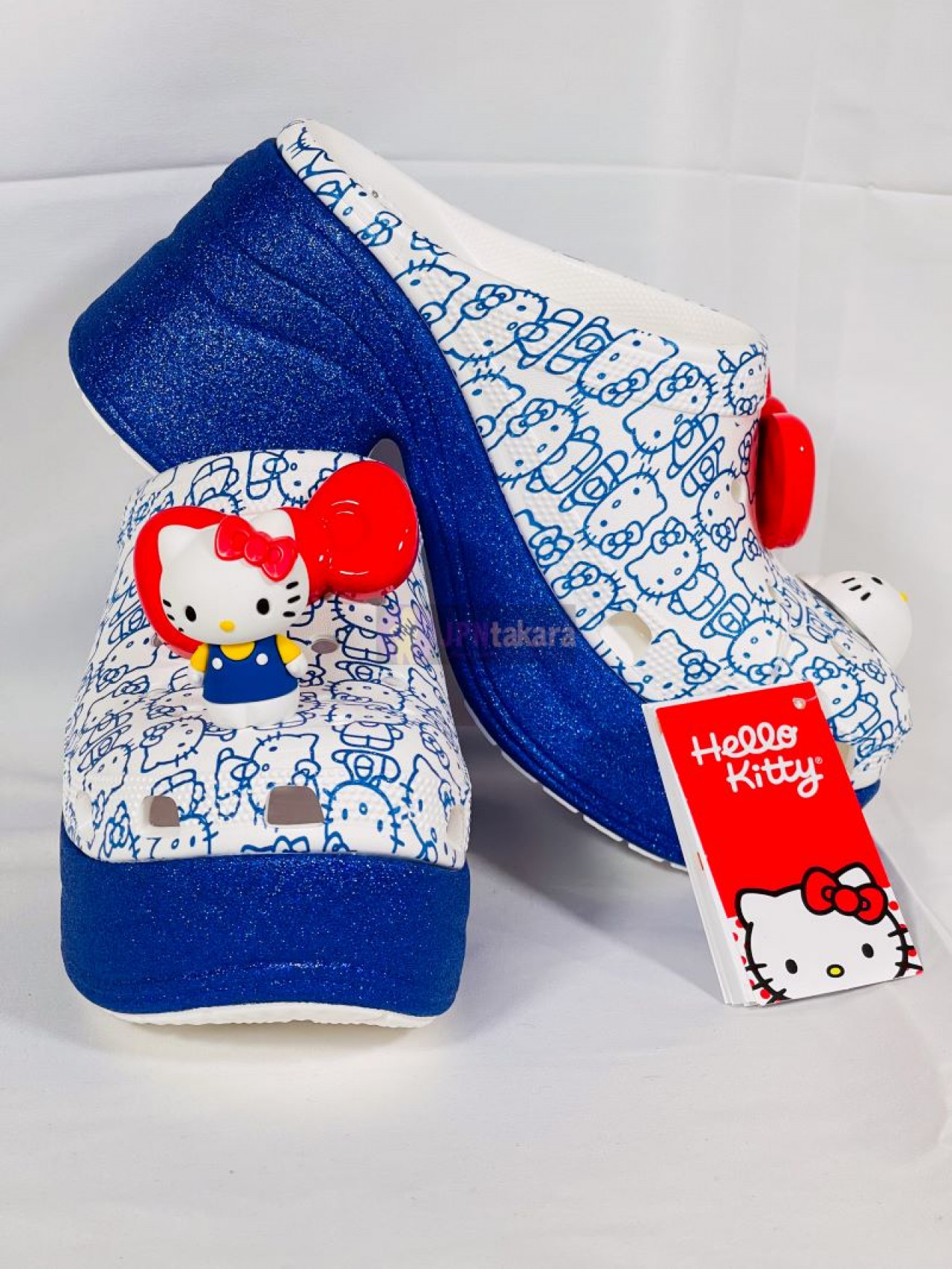 CROCS Hello Kitty 50th Anniversary Limited Edition Siren Clog